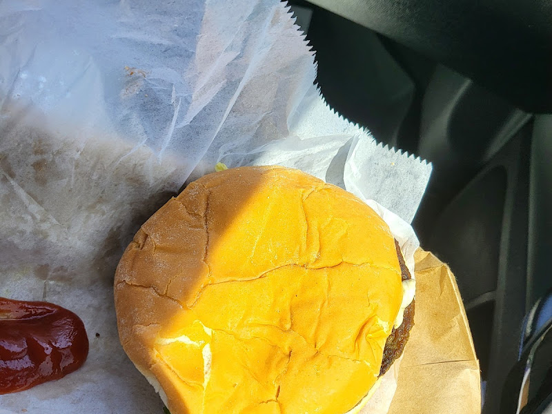 Carter's Fried Chicken Cordele: Burgers and Chicken on 7th St